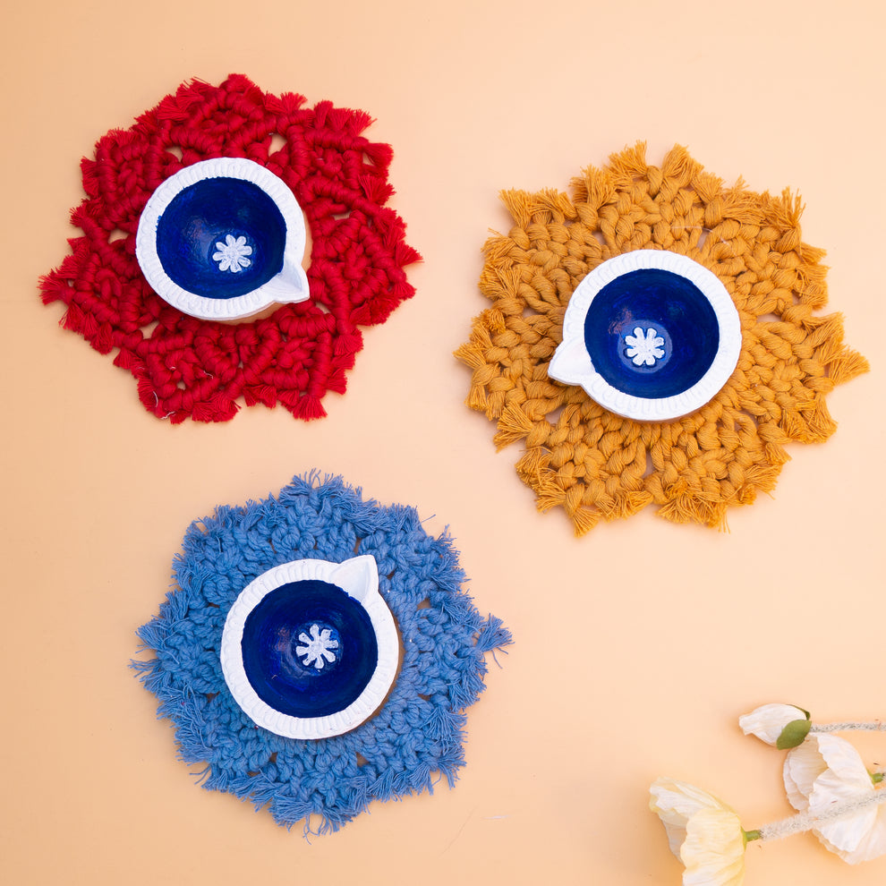 Diwali Decorated Diya with Handmade Macrame Diya Holder | Set of 3 ...